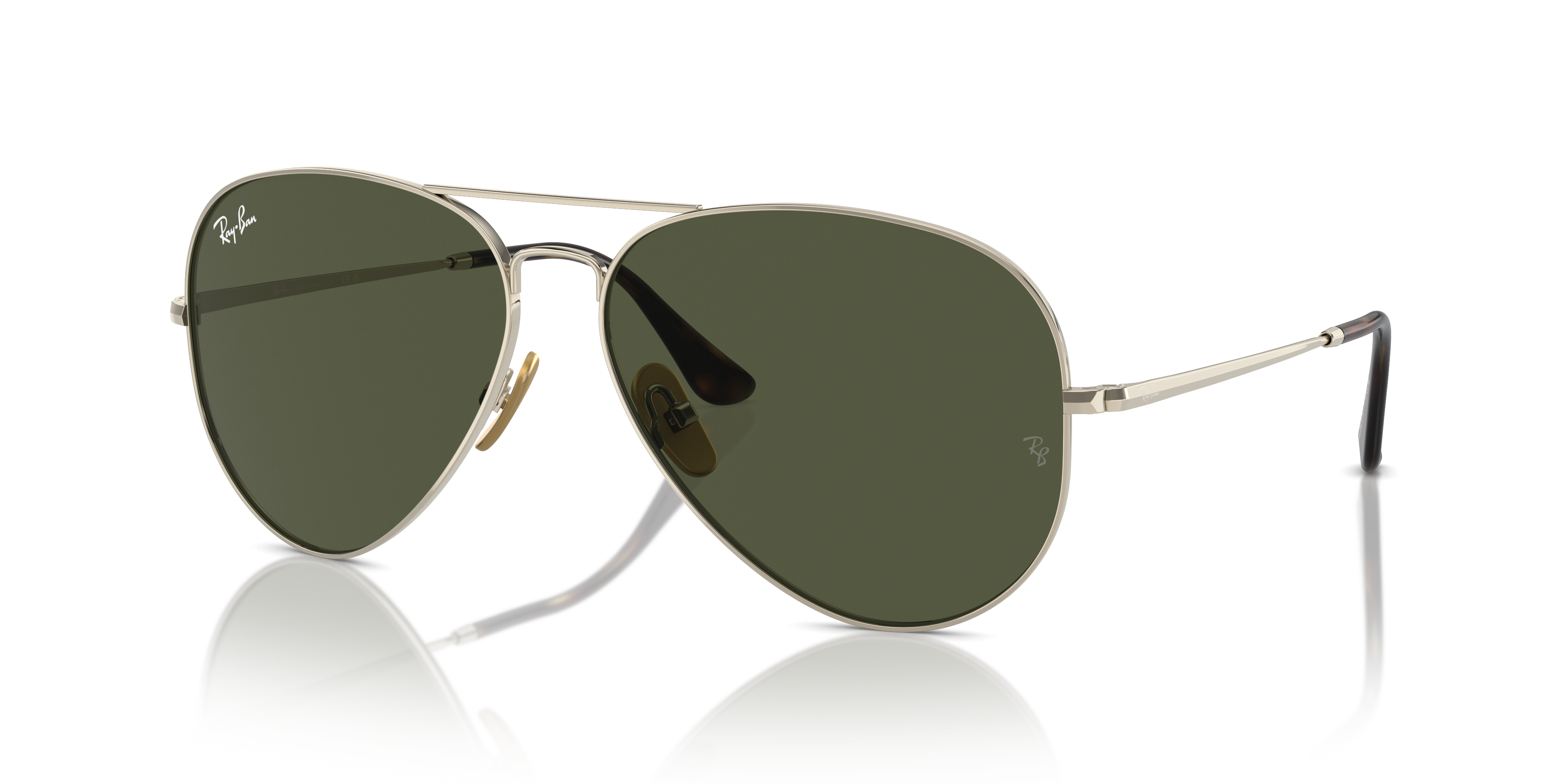 Aviator Titanium Les lunettes de soleil Or Arista en Vert - RB8089 ...