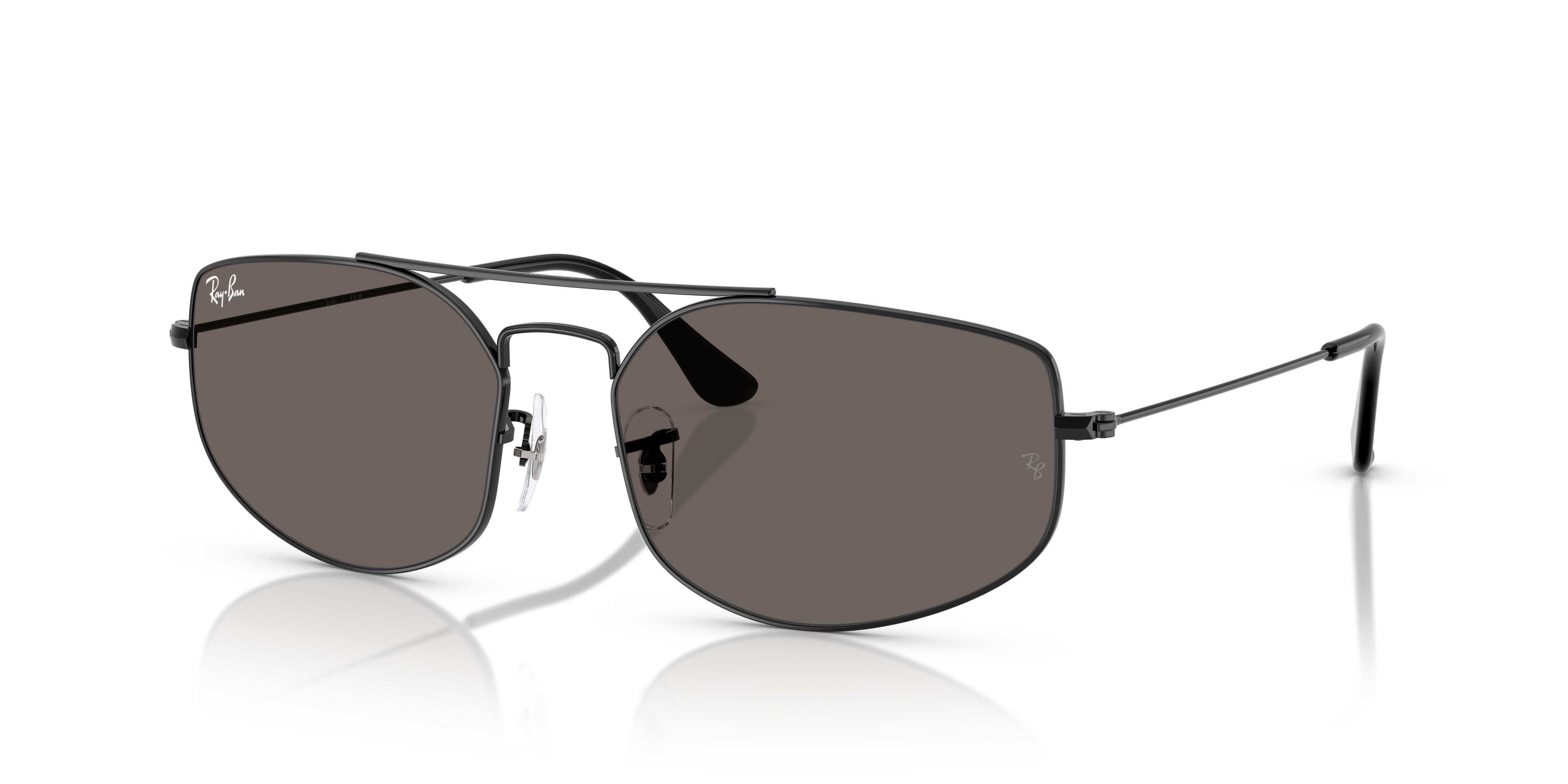 Les lunettes de soleil Explorer V en Noir et Gris foncé - RB3845 | Ray ...